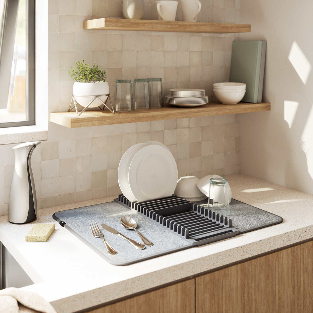 Shop All Umbra Kitchen | Dish Racks, Trash Cans, & More – Umbra Canada