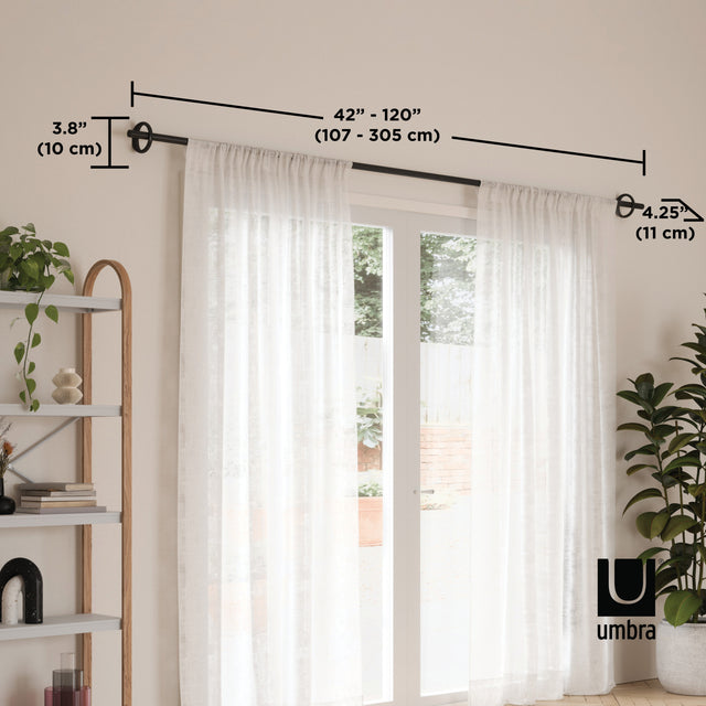 Modern Curtain Rod Set - Ringlet Curtain Rod | Umbra Canada